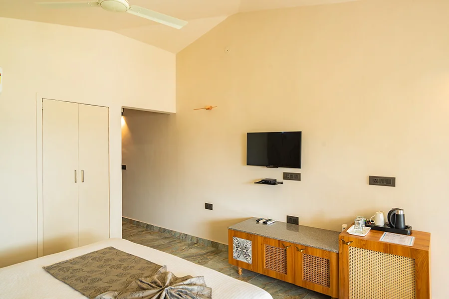 Best Hotel and Resort in Madhai MP: Gourissa